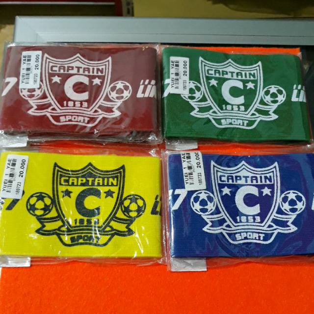 Jual Deker lengan BAN KAPTEN sepakbola | Shopee Indonesia