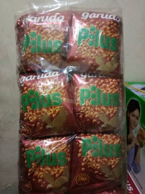 Jual Pilus garuda rasa rumput laut, sapi panggang & pedas 1 pak isi 20 ...