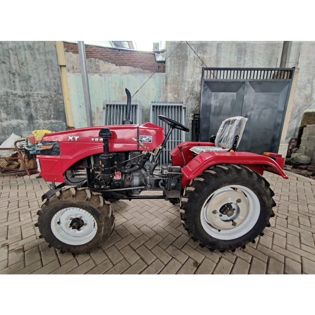 Jual Traktor Roda 4 XT184 18 HP 4WD | Shopee Indonesia