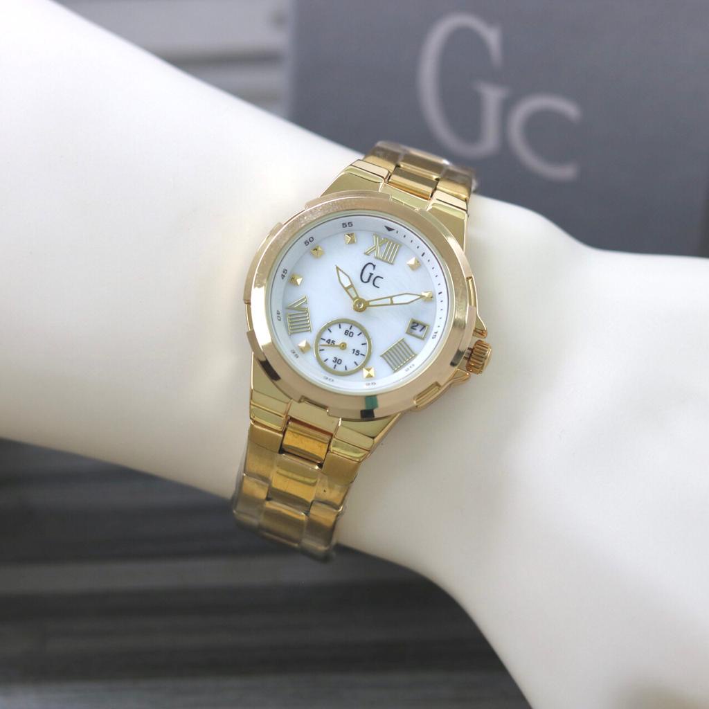 Jual Jam tangan cewek analog tampilan elegan tanggal aktif, detik bawah ...