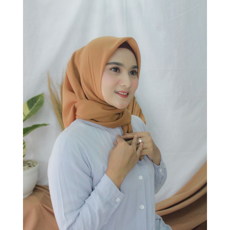 Jual Bella square hijab square pollycotton double hicon premium ...