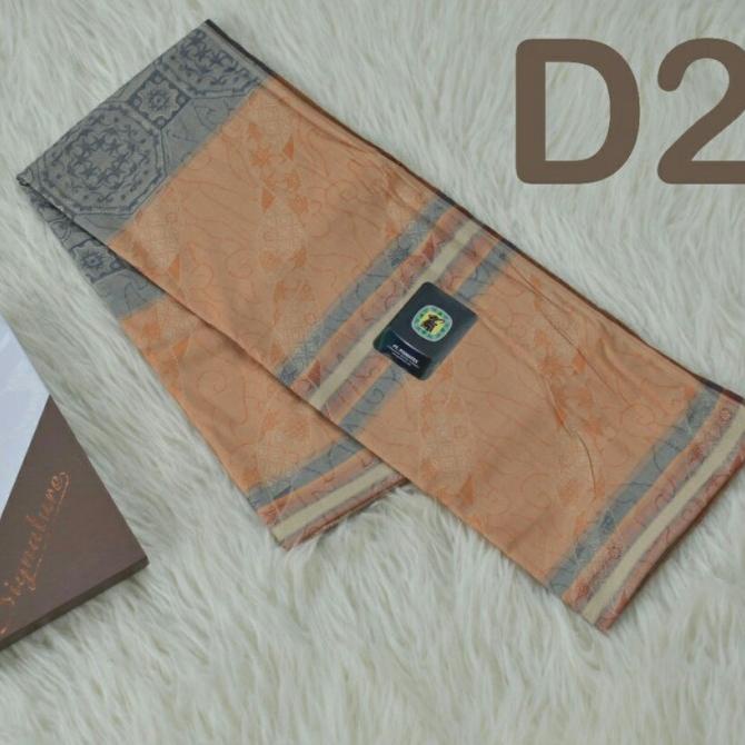 Jual SARUNG GAJAH DUDUK SIGNATURE / SARUNG TENUN PREMIUM / SARUNG DEWASA FGFD41654E | Shopee ...