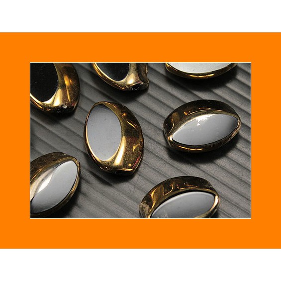 Jual 4 Buah Manik Kaca Oval Pipih Emas Hitam 2 cm (MKACA-031) FOTON ...