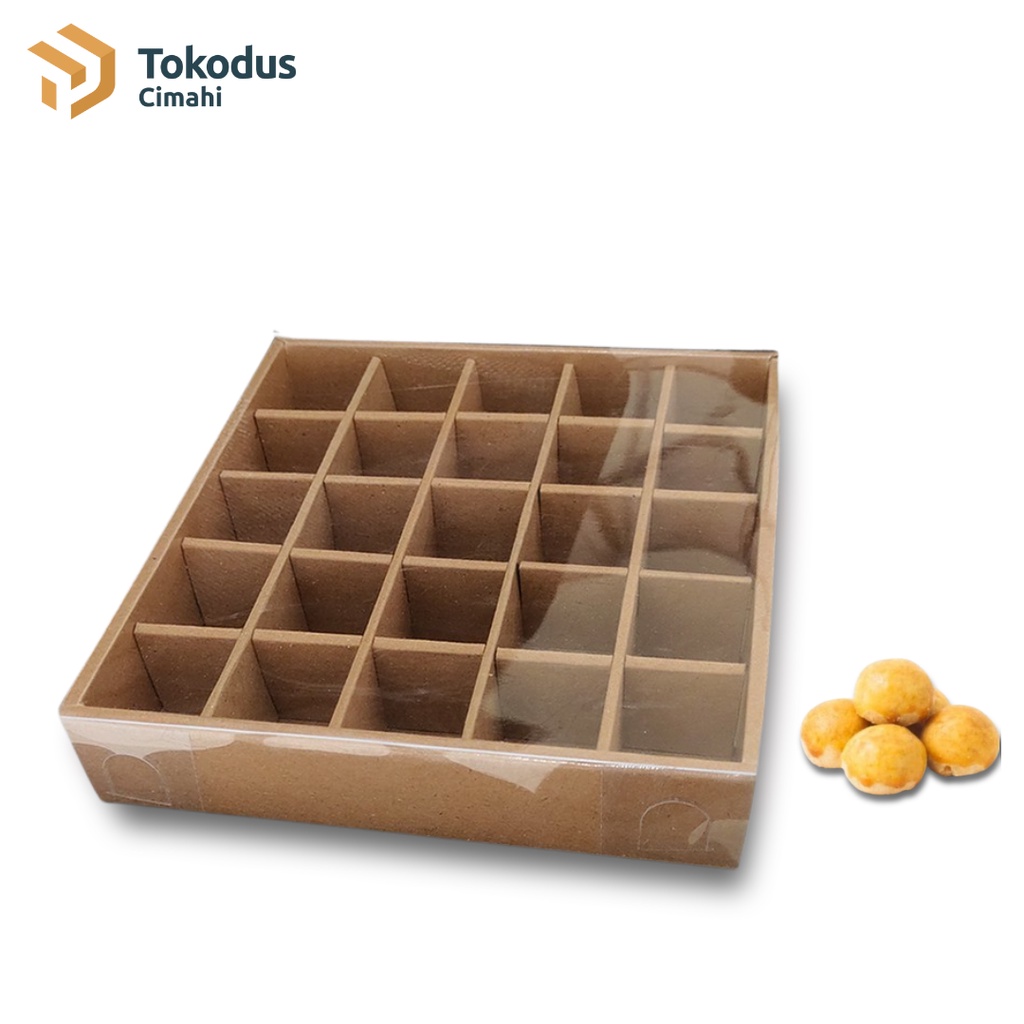 Jual Kotak Box Nastar 21 x 21 x 4,5cm Plus Mika dan Sekat - Tokodus ...