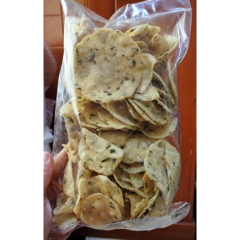 Jual Keripik Combring Singkong Renyah Asin Gurih Pedas Bawang | Shopee ...