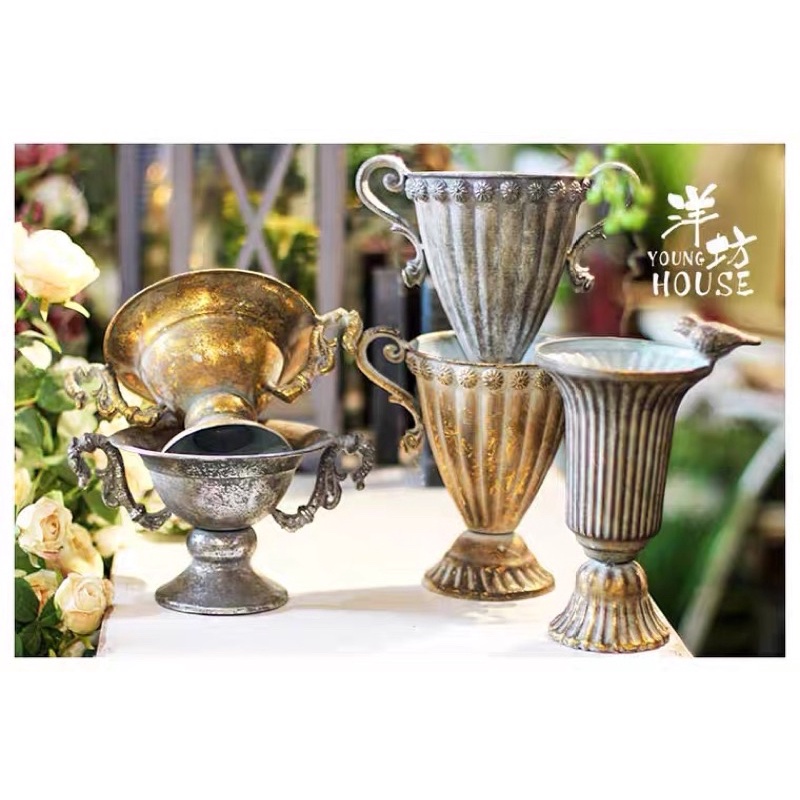 Jual pot bunga warna gold bahan besi motif vintage rustic dengan aneka ...