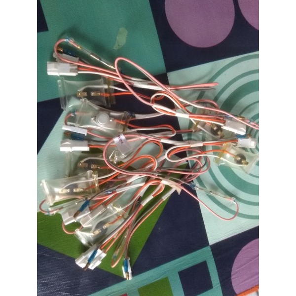 Jual Bimetal Fuse Toshiba Set Defrost Toshiba Fuse Toshiba Shopee