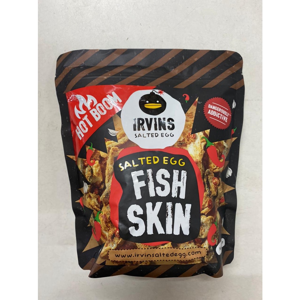 Jual Irvins Salted Egg Fish Skin Hot Boom / Snack Irvins Fish Skin Hot ...