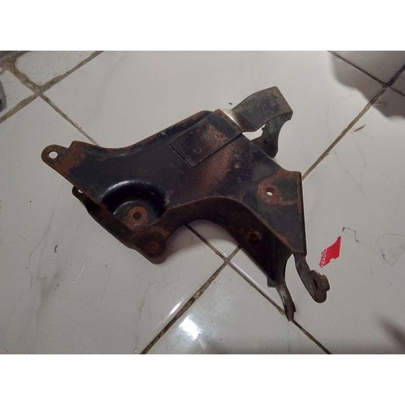 Jual breket dudukan panel dada dasi yamaha fiz r original | Shopee ...