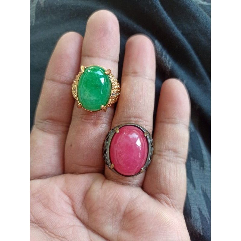 Jual Paket Cincin Batu Giok Merah & Hijau (S) | Shopee Indonesia