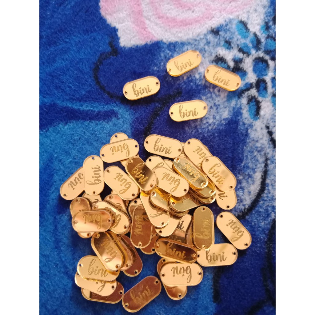 Jual label hijab akrilik / label acrylic /label branding/custom label ...