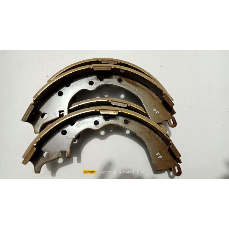 Jual BREAK SHOE INNOVA LAMA (KAMPAS REM BELAKANG) | Shopee Indonesia