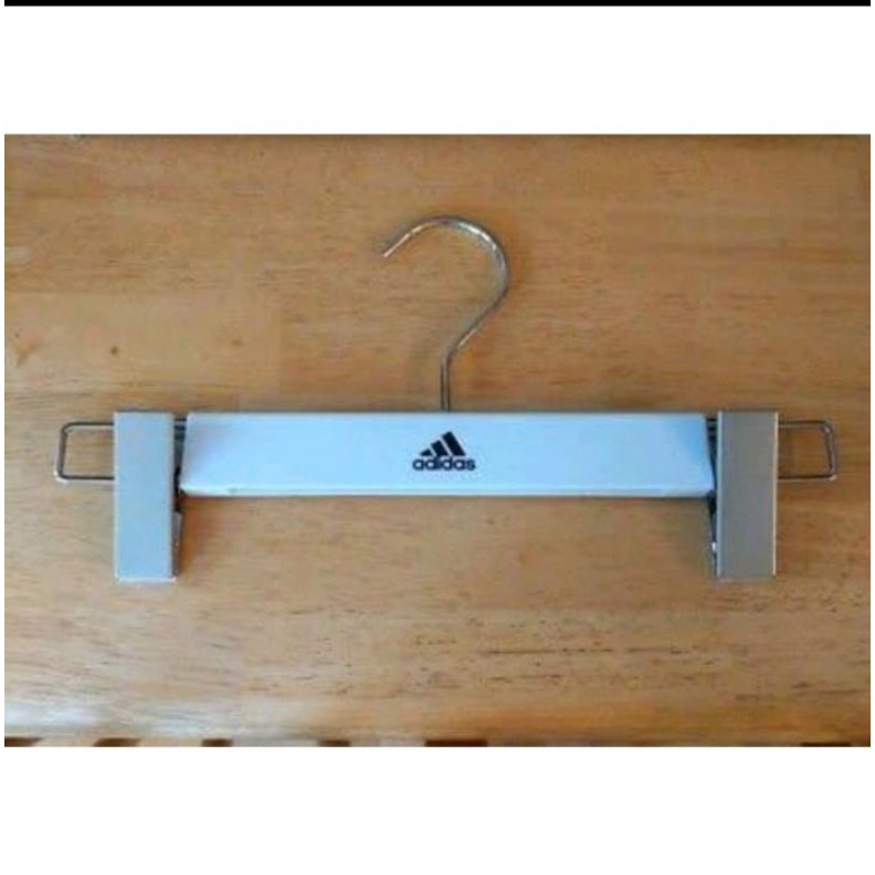 Jual [Promo Adidas] Hanger Adidas original Macam varian dan ukuran ...