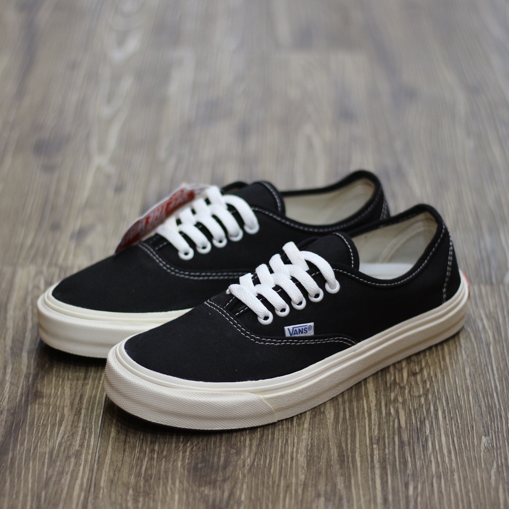 Jual SEPATU VANS AUTHENTIC OG BLACK WHITE | Shopee Indonesia