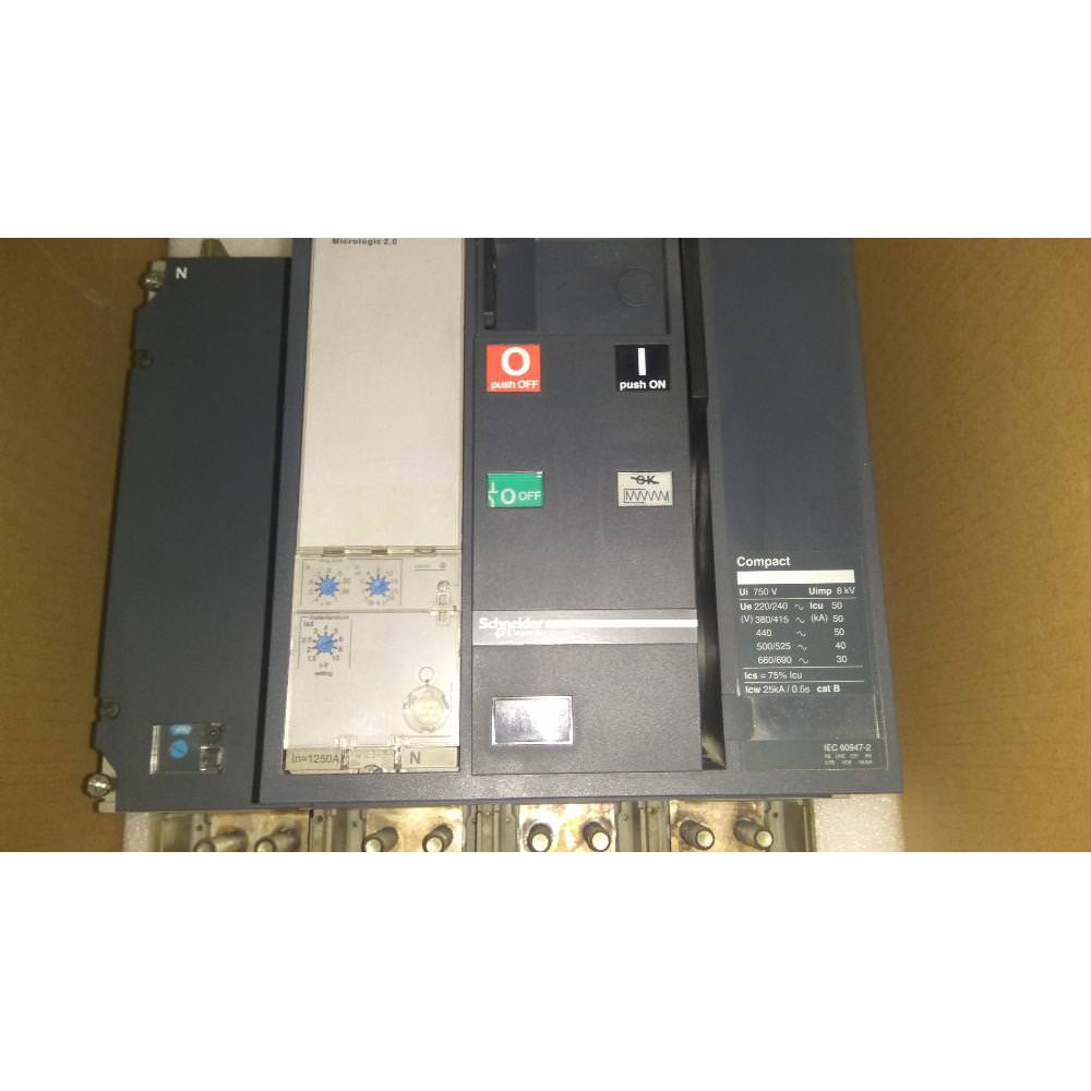 Jual SCHNEIDER MCCB 50KA NS1000N 4P 1000A MOTORIZED 33475E | Shopee Indonesia