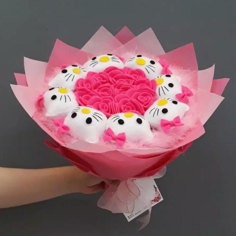 Jual kado bucket wisuda boneka hello kitty doraemon keropi | Shopee ...