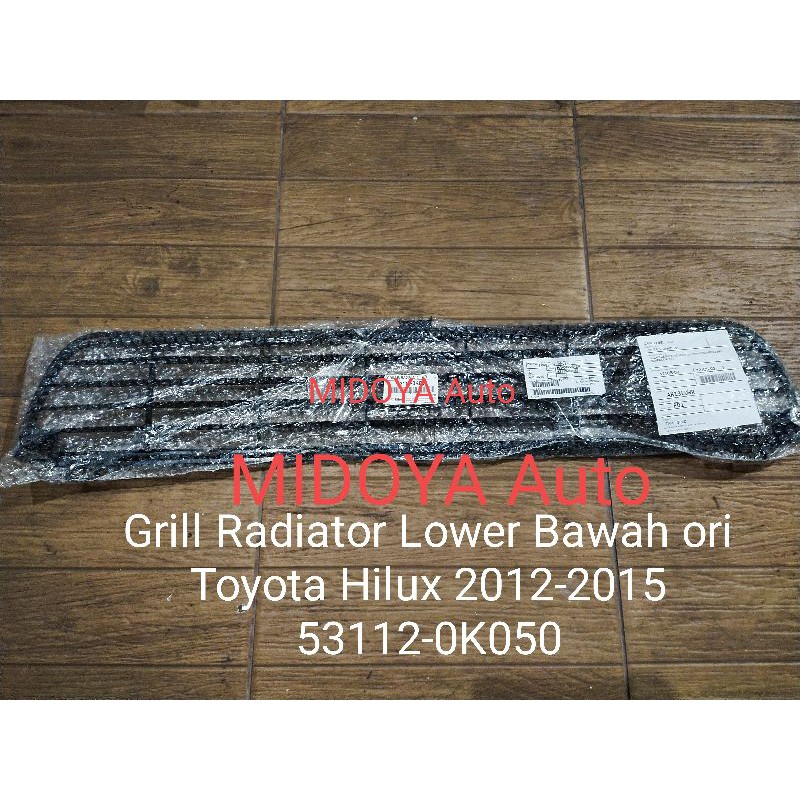 Jual Grill Radiator Lower Bawah Toyota Hilux 2012-2015 ori 53112-0K050 ...