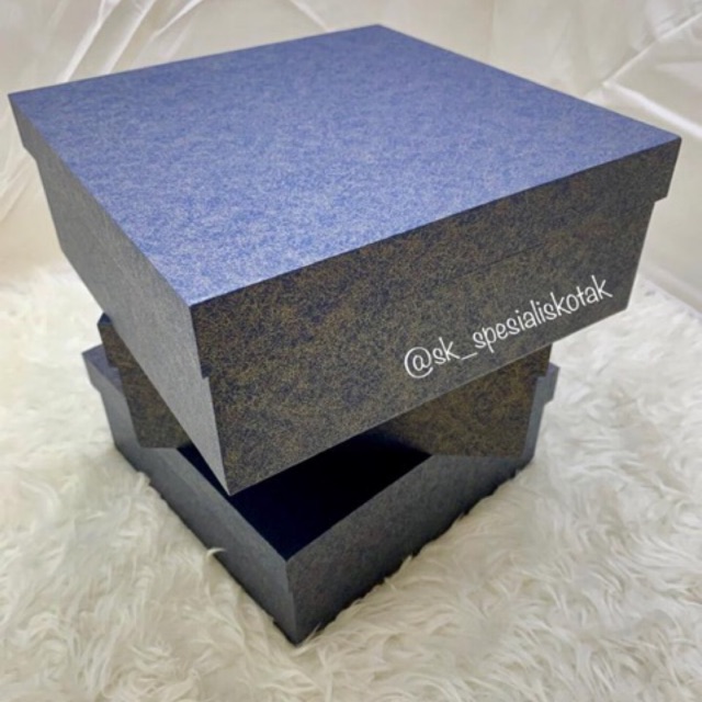 Jual SURABAYA. Gift Box / Box Hampers / Kotak Kado . HARDBOX 25 25 10(KS) | Shopee Indonesia