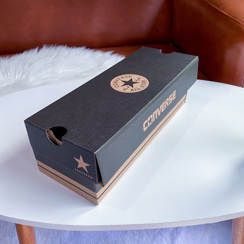 Jual Paperbag dan Box Sepatu Converse Hitam Bungkus Hadiah Kado Paper ...