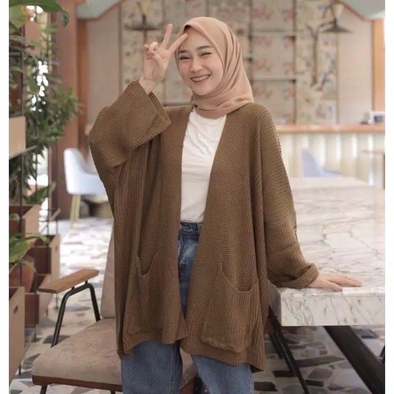 Jual KARDY LAVELA BIG SIZE/sweater basicc rajut/tebal dan berkualitas | Shopee Indonesia