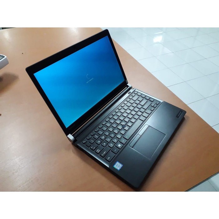 Jual TOSHIBA POTEGE R30-C CORE i5-6200 RAM 4GB - 256GB SSD - DVDRW - WINDOWS 10 - 13.3 ...