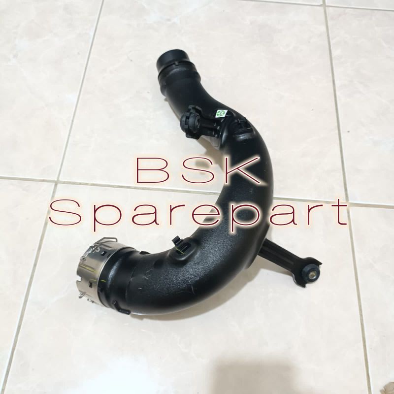 Jual Selang Turbo Pipa Hose Tube Air No.2 Intercooler Toyota Innova ...
