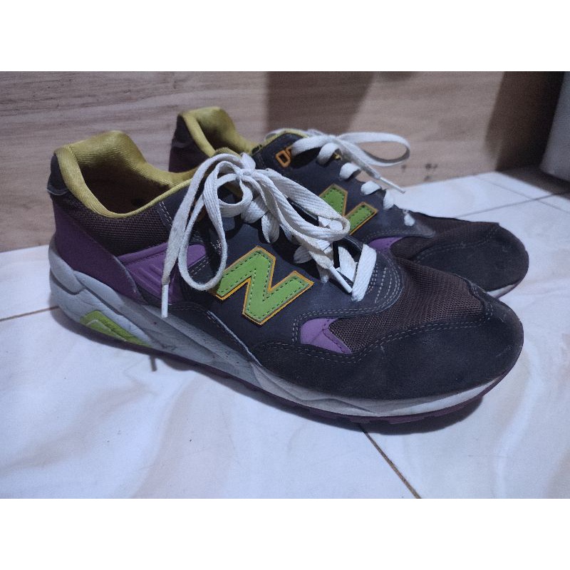 Jual sepatu NB second Original | Shopee Indonesia