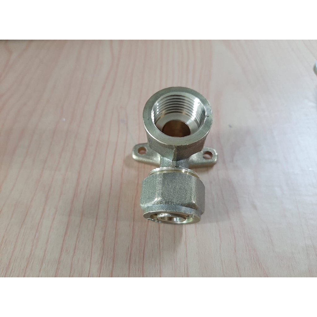 Jual Sock Sambungan Pipa Air Panas Kuningan Elbow Drat Dalam Wall Flange Socket Drat Luar ...
