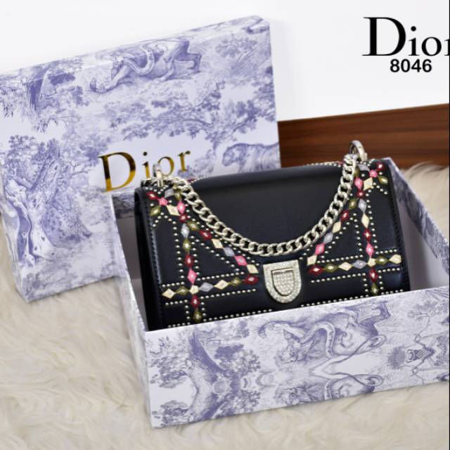 Jual DIOR DIORAMA Silver Chain Crossbody Bag Series ~ 8046 ~ | Shopee ...