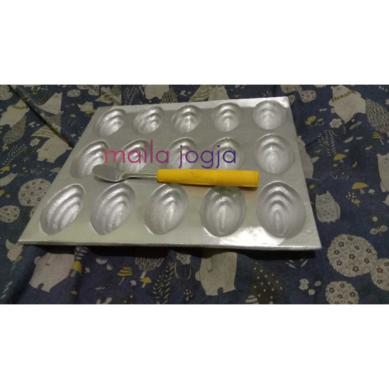 Jual cetakan kue bolu kuwuk L15 bholu jadul bahulu kumbang kering ...