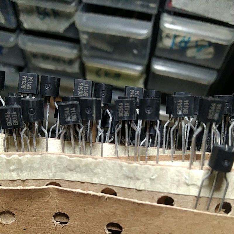 Jual transitor bc546 | Shopee Indonesia