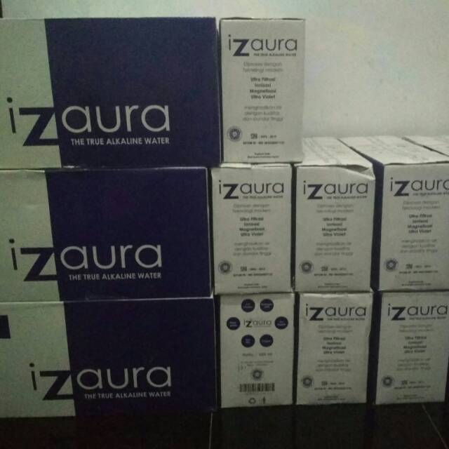 Jual Air Alkali Izaura 1 Dus | Shopee Indonesia