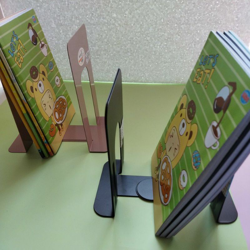 Jual PEMBATAS BUKU Besi Stand Book BOOK END | Shopee Indonesia