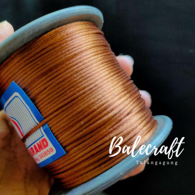 Jual 5 Meter Tali Satin Cina 1mm: Varian Warna Banyak, Mengkilap Halus ...