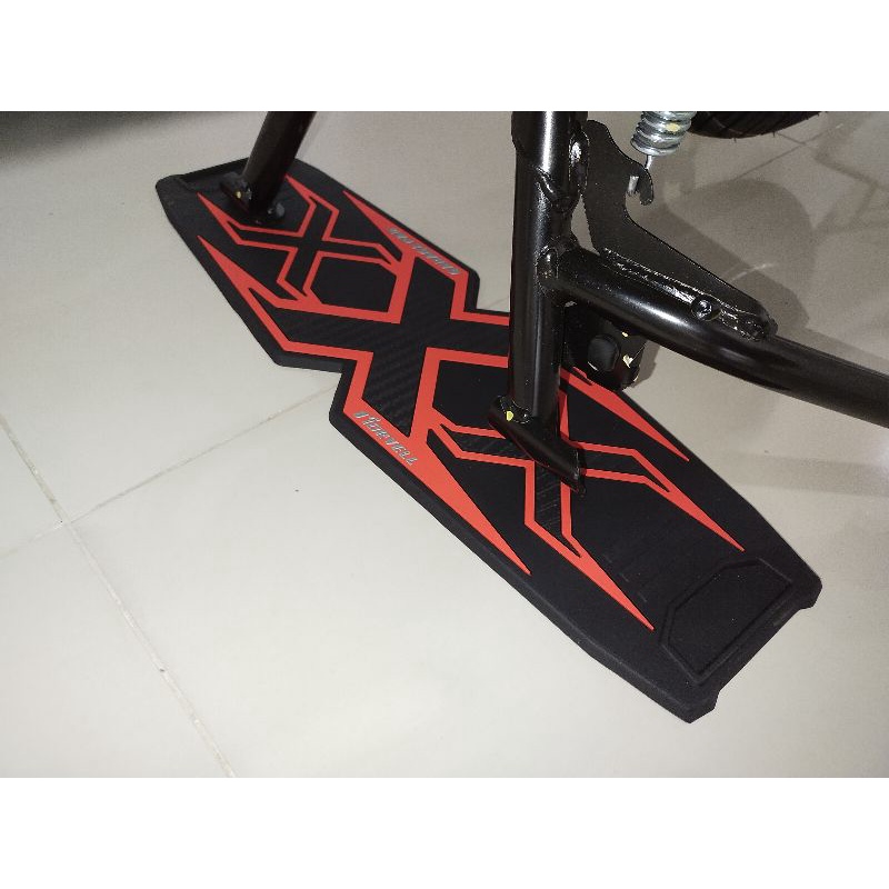 Jual alas standar motor universal - tatakan karpet karet motor tengah ...