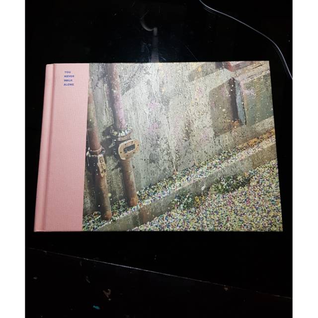 Jual (PRELOVED / KOLEKSI PRIBADI) ALBUM BTS YNWA "YOU NEVER WALK ALONE ...