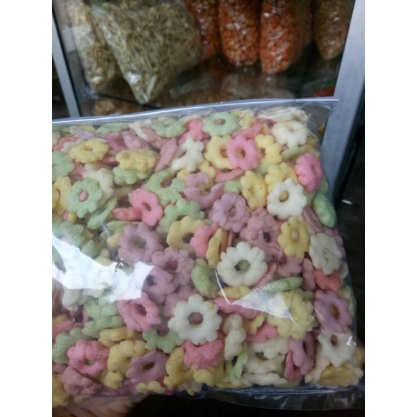 Jual sakura snack jadu,sakura warna warnil 250 gram | Shopee Indonesia