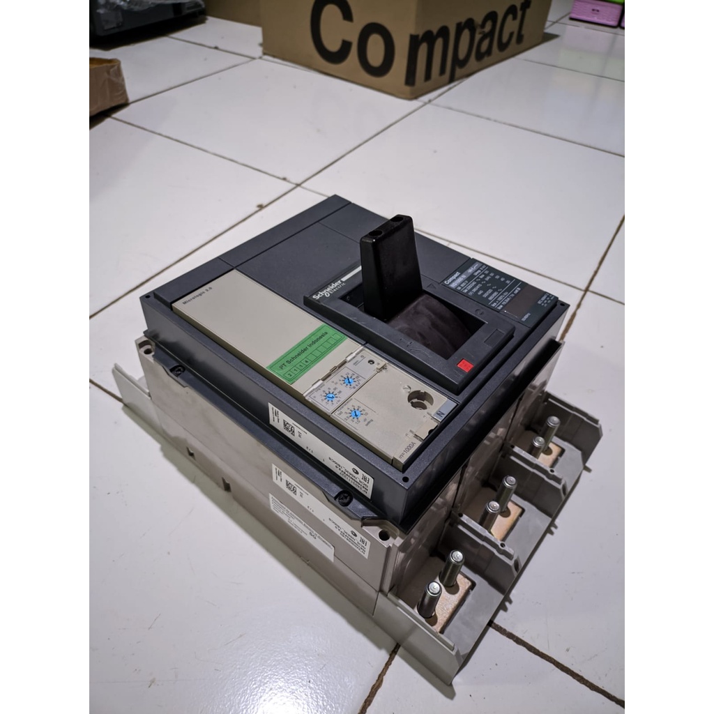 Jual MCCB NS 1000N 3P 1000A 1000 A 50KA SCHNEIDER ORIGINAL | Shopee ...