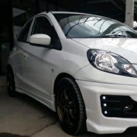 Jual bodykit brio honda brio -- Bodykit Samping Brio RS -- Grade A++ ...