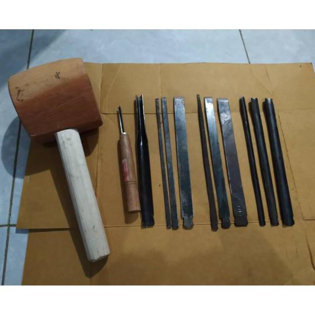 Jual Pahat ukir lengkap isi 11pcs dan palu kayu | Shopee Indonesia