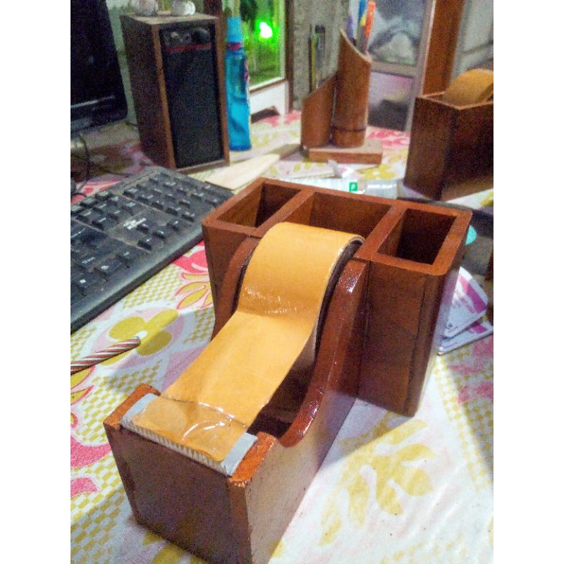 Jual dispenser solasi besar di lengkapi kanan dan kiri tempat bolpoint ...