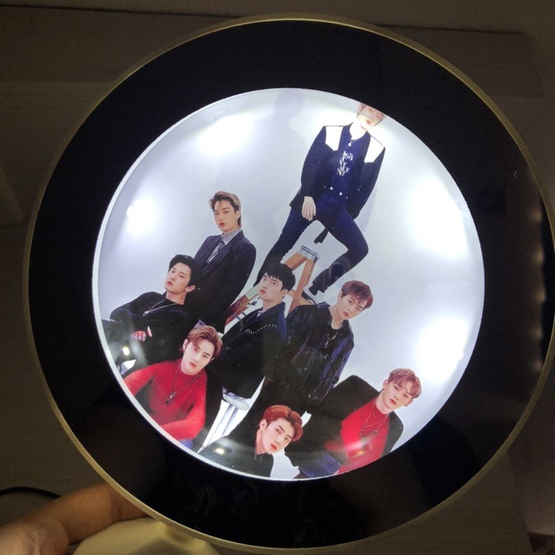 Jual custom mirror LED / magic mirror / kaca foto | Shopee Indonesia