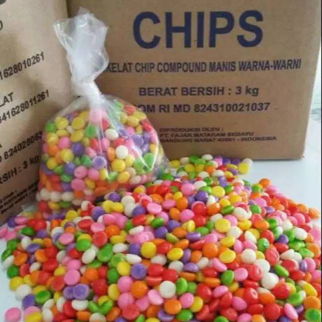 Jual CHOCO CHIPS WARNA DAN COKLAT SETENGAH BULAT KEMASAN 100 GRAM ...