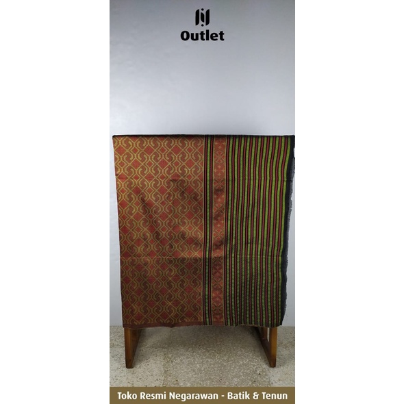 Jual Negarawan Kain tenun Motif garis hijau-merah | Shopee Indonesia