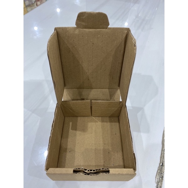 Jual kotak dus/ kardus/ kotak coklat/ kotak aksesoris/ kotak olshop ...