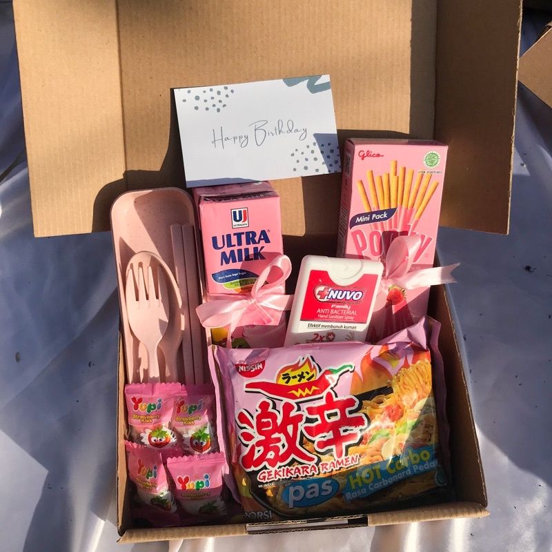 Jual KADO SNACK - KADO WISUDA - KADO ULTAH - GIFT BOX GRADUATION ...