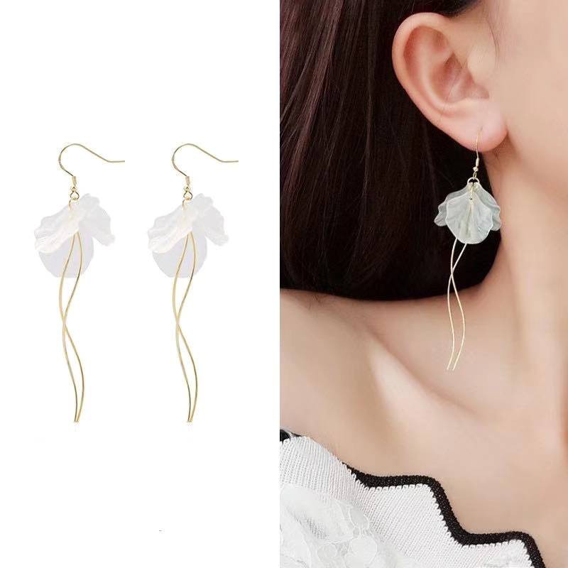 Jual Anting Gantung Panjang Model Kelopak Bunga Aksen Rumbai Ala untuk ...