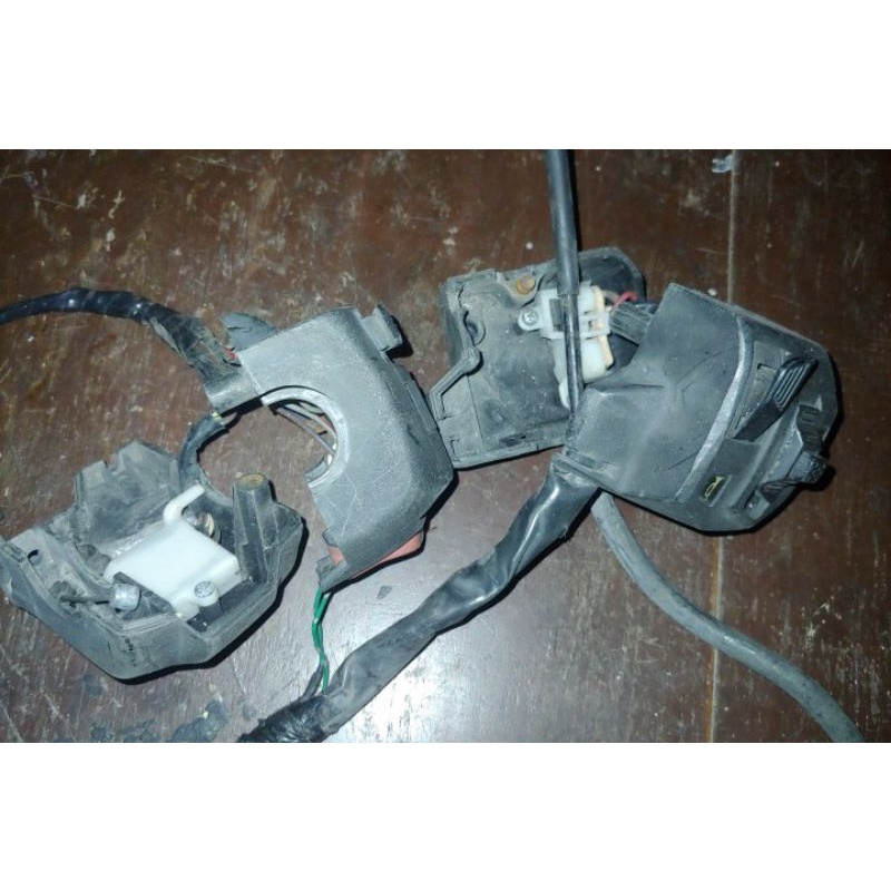 Jual Holder Saklar Tombol Switch Panel Kawasaki Bajaj Pulsar 200NS ...