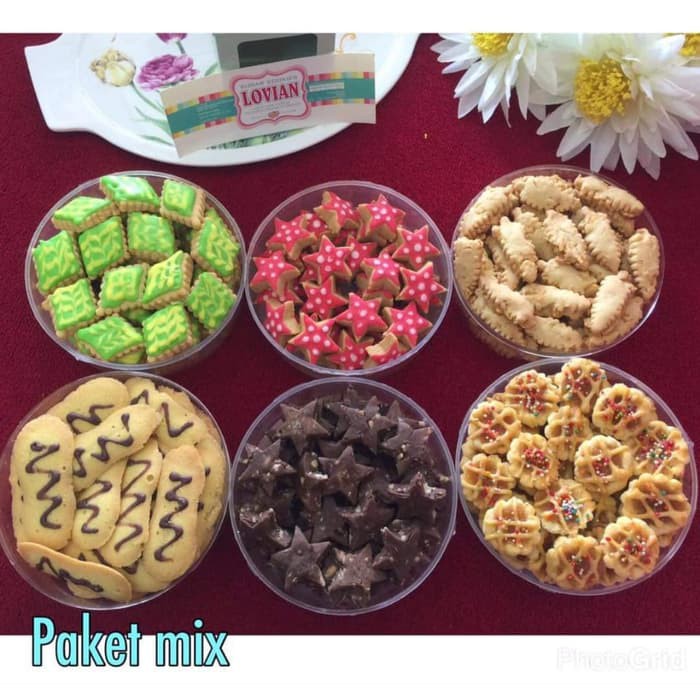 Jual Kue Kering Paket Mix kue karakter parcel lebaran | Shopee Indonesia