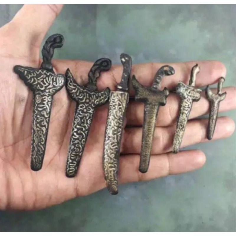 Jual Sepaket 6 Keris Pusaka Mini Ra Jah Lengkap | Shopee Indonesia